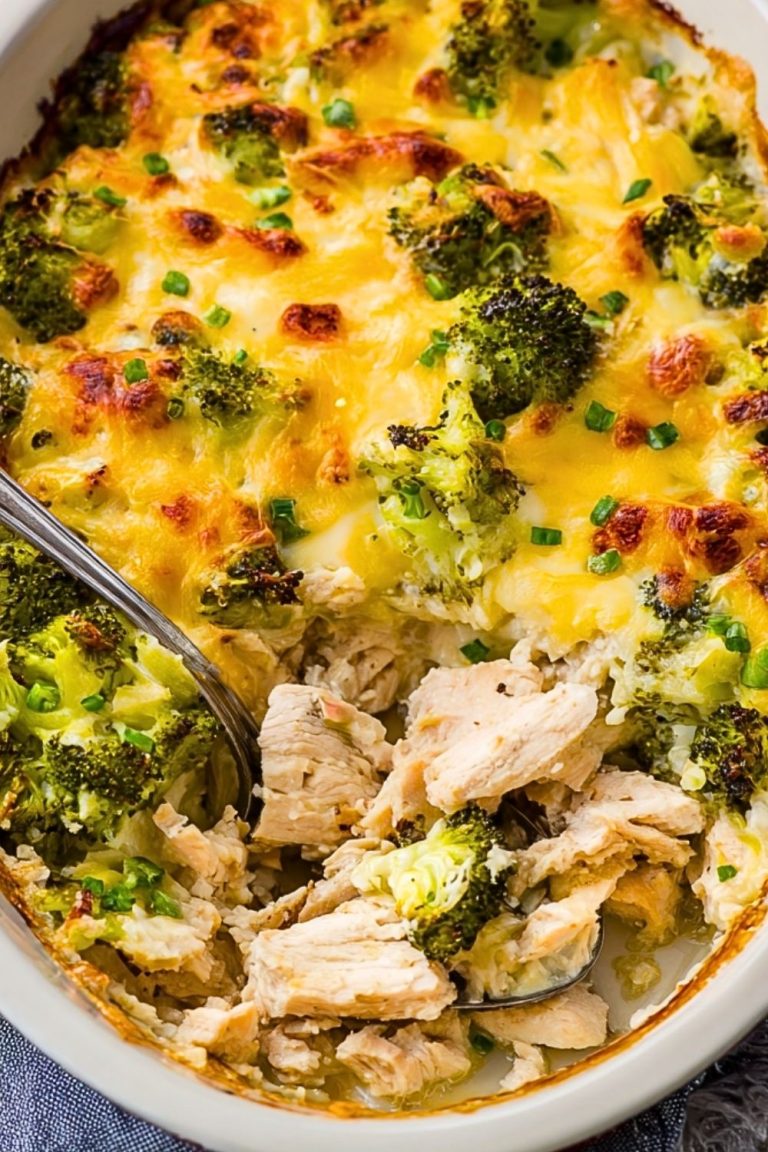 Keto Cheesy Crockpot Chicken and Broccoli Casserole - Ava Chef Life